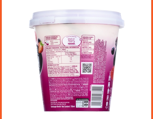 Nestle La Cremeria Summer Berries Yogurt | myaeon2go